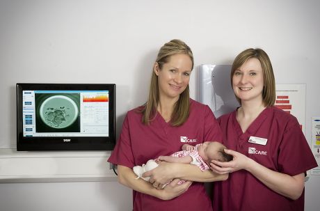 IVF 'Embryoscope' fertility microscope records moment of conception ...