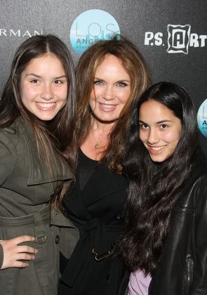 Catherine Bach Daughters Sophia Left Laura Editorial Stock Photo ...