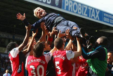 Arsenal Assistant Manager Pat Rice His Editorial Stock Photo - Stock ...