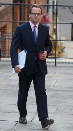 Hugo Keith Barrister Coroner Arriving Result Editorial Stock Photo ...