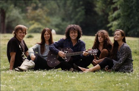 Singer Donovan Centre His Family L Editorial Stock Photo - Stock Image ...