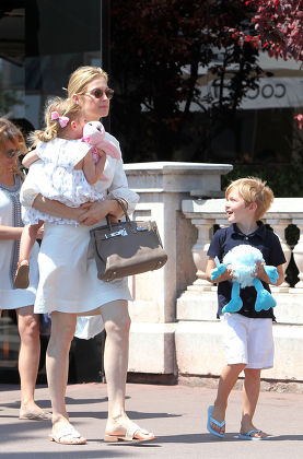 Kelly Rutherford Daughter Helena Grace Son Editorial Stock Photo ...