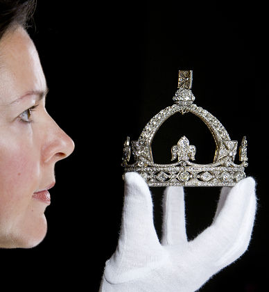 Small Diamond Crown Worn By Queen Editorial Stock Photo - Stock Image ...
