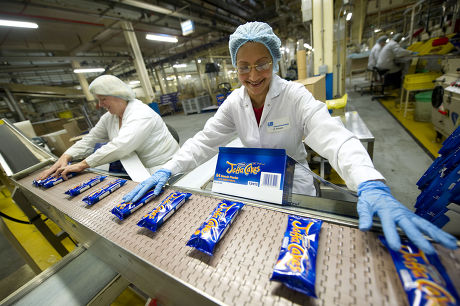 Jaffa Cake factory in Stockport, Britain - 2012 Stock Pictures ...