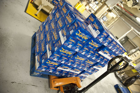 Jaffa Cake factory in Stockport, Britain - 2012 Stock Pictures ...