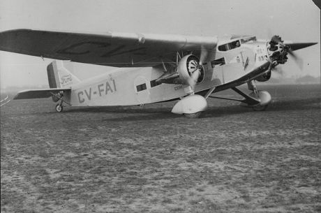 2 Ford tri motor aircraft Stock Pictures, Editorial Images and Stock ...