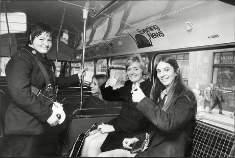 London Bus Conductors Conductress Conductress Sindy Editorial Stock ...