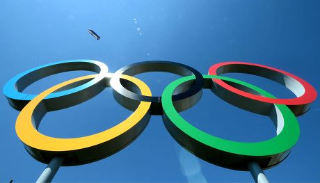 Airship Flies Over Olympic Park London Editorial Stock Photo - Stock ...