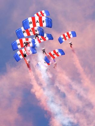 46 Royal air force parachute team Stock Pictures, Editorial Images and ...