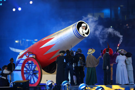 47 Cannon stunt Stock Pictures, Editorial Images and Stock Photos ...
