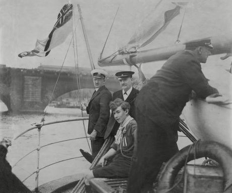 50 Ernest shackleton's expedition Stock Pictures, Editorial Images and ...