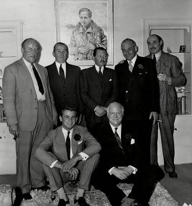 Guests Home Group Captain Walter Pickard Foto Stok Editorial - Gambar ...