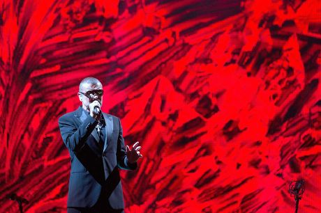 George Michael in concert, Symphonica Tour, at Palais Garnier, Paris ...