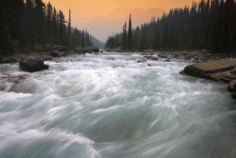 Mistaya River Mistaya Canyon Icefields Parkway Editorial Stock Photo ...