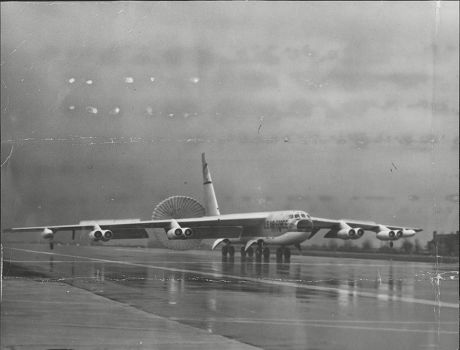 American Giant Stratojet Hbomber Air Craft Editorial Stock Photo ...
