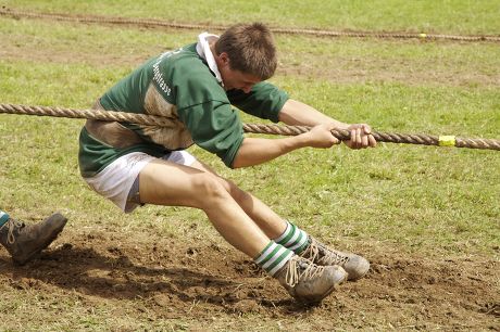 55 People pull rope Stock Pictures, Editorial Images and Stock Photos ...