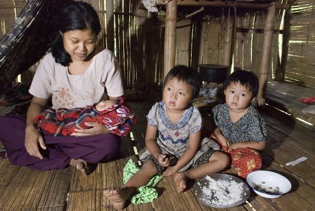 6 Refugees eat rice Stock Pictures, Editorial Images and Stock Photos ...