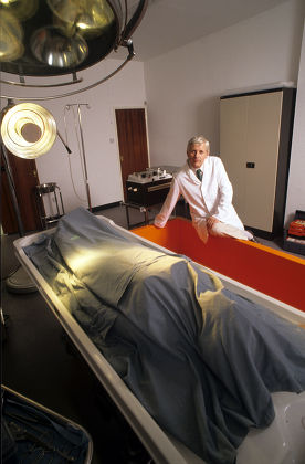 Alan Sinclair Cryonics Centre Editorial Stock Photo - Stock Image ...