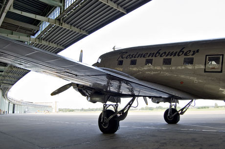250 Propeller driven aircraft Stock Pictures, Editorial Images and ...
