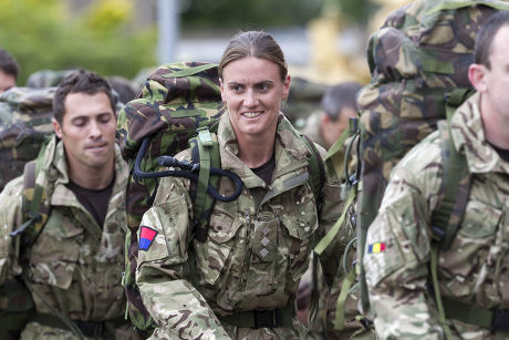 23 32 regiment royal artillery Stock Pictures, Editorial Images and ...