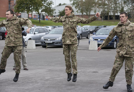 23 32 regiment royal artillery Stock Pictures, Editorial Images and ...