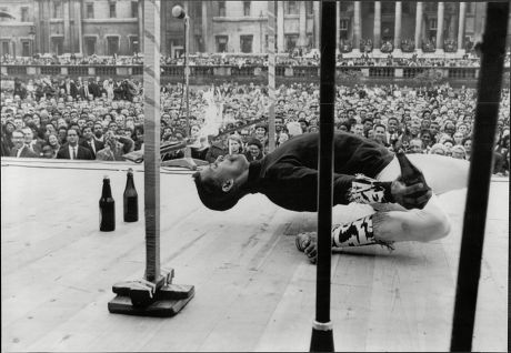38 Limbo dancers Stock Pictures, Editorial Images and Stock Photos ...