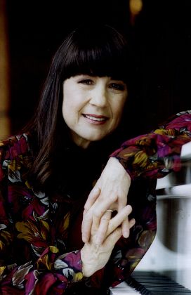 Judith Durham Singer Former Member Seekers Editorial Stock Photo ...
