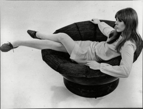 Jenny Boyd Fashion Model Poses Circular Editorial Stock Photo - Stock ...