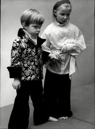 Louise Bellinger Ian Bellinger Children Politician Editorial Stock ...