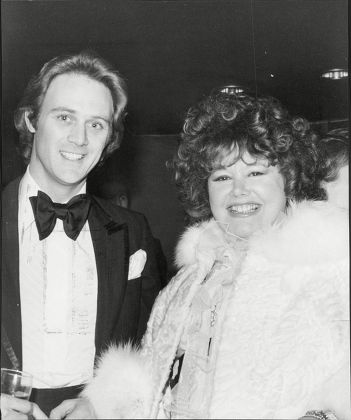 Actor Christopher Cazenove Lady Pamela Rothermere Redaktionelles ...