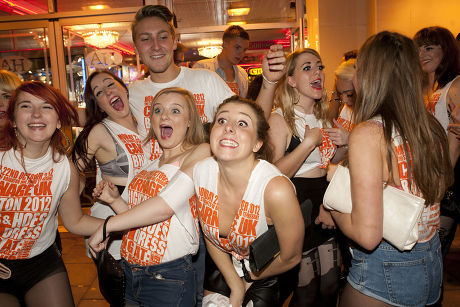 'Pimps and Hoes' fancy dress themed Carnage UK student pub crawl ...