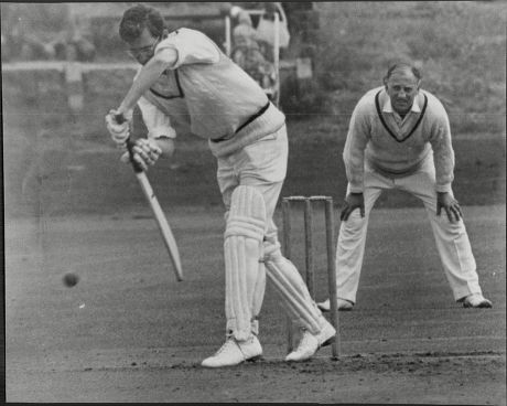 England Cricketer Sir Len Hutton Watching Editorial Stock Photo - Stock ...