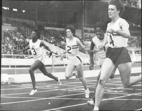 Athlete Runner Dorothy Hyman Action White Editorial Stock Photo - Stock ...