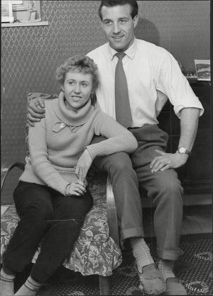 Footballer Goalkeeper Ron Springett Fiancee Barbara Editorial Stock ...
