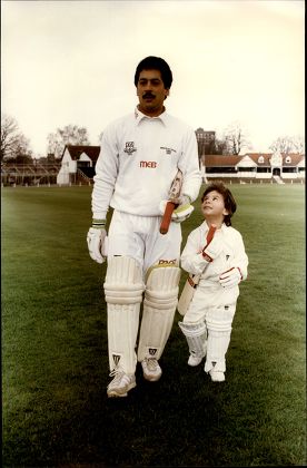 Worcestershire Cricketer Damian Doliveira His 4yo Editorial Stock Photo ...