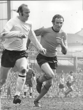 Wolverhampton Wanderers Footballer Derek Dougan Right Editorial Stock ...