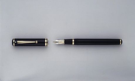 44 Ink pens Stock Pictures, Editorial Images and Stock Photos ...