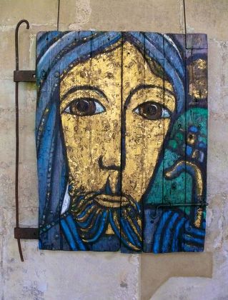 'Pillars Of Faith' art exhibition by Greg Tricker at Salisbury ...