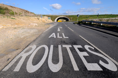 Road signs, Britain - 2012 Stock Pictures, Editorial Images and Stock ...