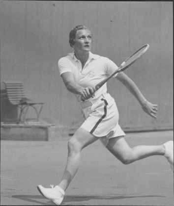 40 American player helen jacobs Stock Pictures, Editorial Images and ...