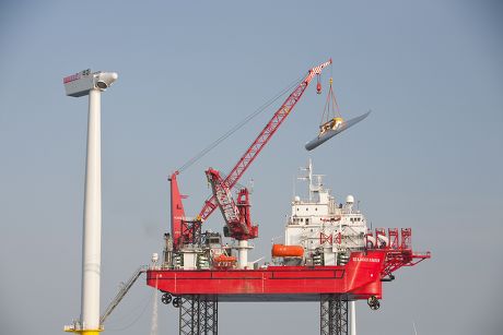 Krakken Jack Barge That Constructing Wind Editorial Stock Photo - Stock ...