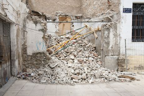 76 Earth shaking Stock Pictures, Editorial Images and Stock Photos ...