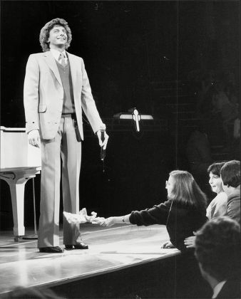 Singer Barry Manilow Singing Concert Albert Editorial Stock Photo ...