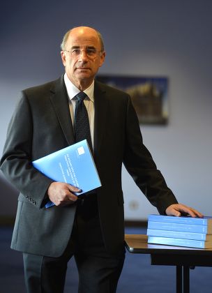 49 Brian judge qc Stock Pictures, Editorial Images and Stock Photos ...