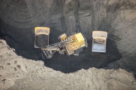 87 Bucket of oil Stock Pictures, Editorial Images and Stock Photos ...