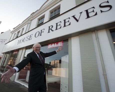 Maurice Reeves Delights Near Completion House Editorial Stock Photo ...