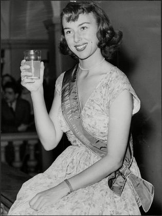 49 Gertrude moran Stock Pictures, Editorial Images and Stock Photos ...