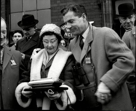 Actor Kenneth More Died 782 Wife Editorial Stock Photo - Stock Image ...
