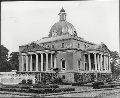 13 Mereworth Stock Pictures, Editorial Images and Stock Photos ...