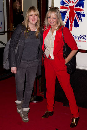 Twiggy Daughter Carly Lawson Redaktionelles Stockfoto – Stockbild ...